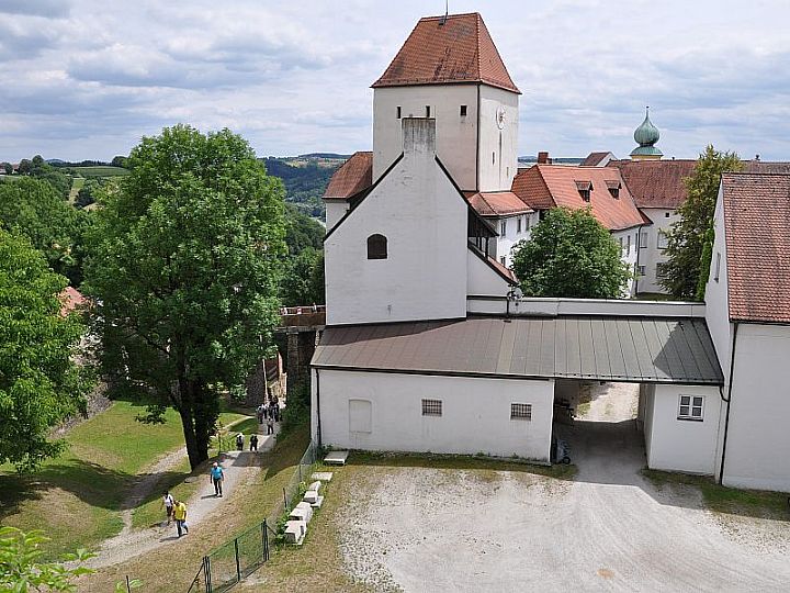 Pasawa - Wirtualny przewodnik turystyczny - navtur.pl