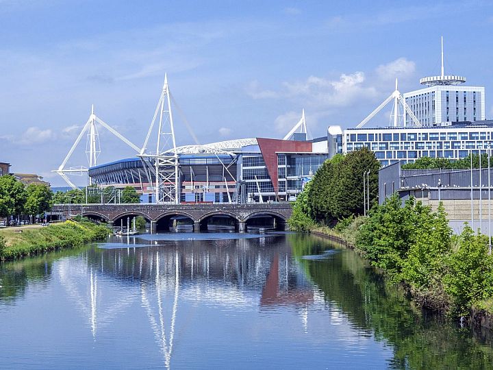 Cardiff - Wirtualny przewodnik turystyczny - navtur.pl